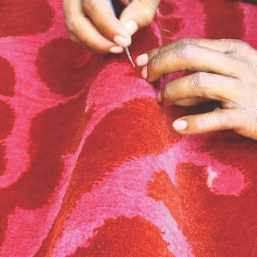 What are Hand Knotted Rugs? | The Rug Est.